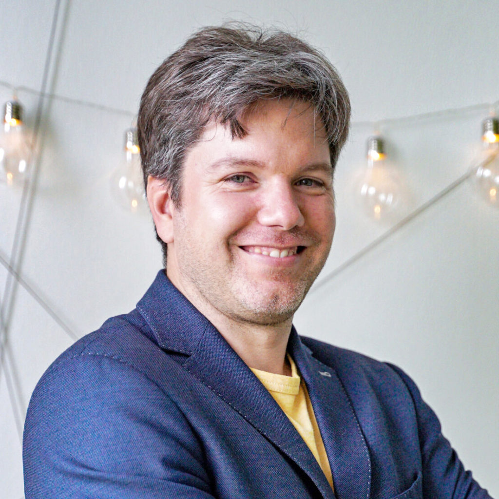 Říkají o nás | Nastejnelodi.cz